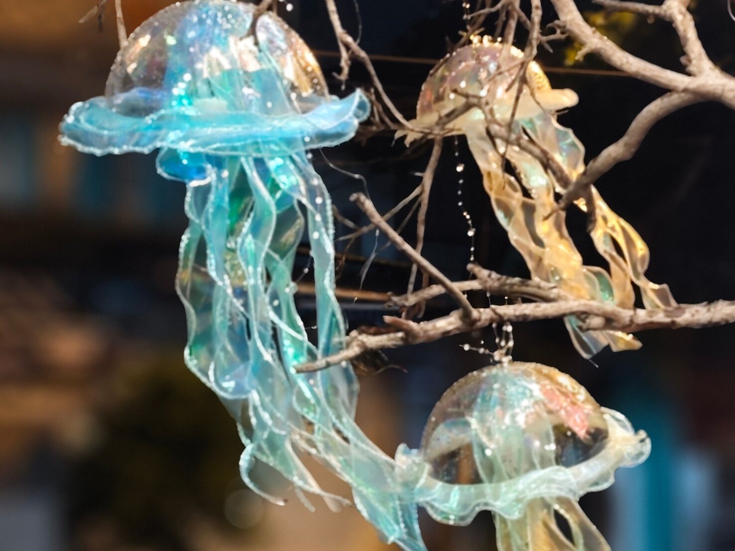 Leichte Laterne basteln ohne Stress – diese Upcycling-Idee ist ein Hit ...