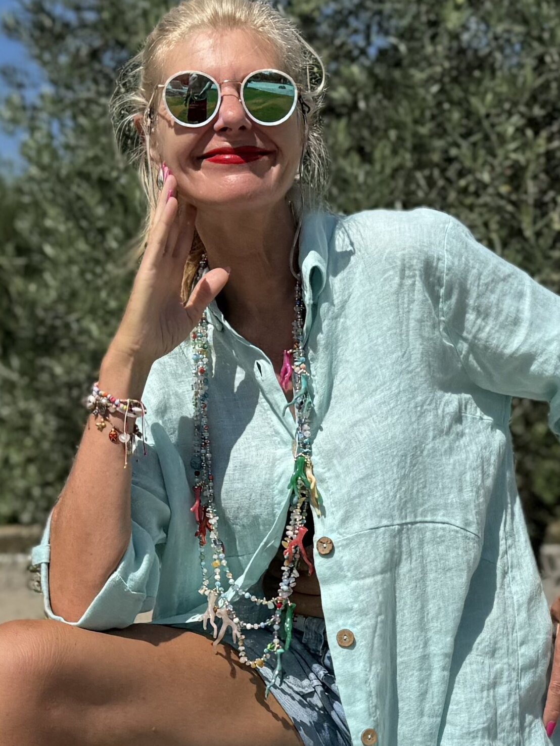 Ü60 und kein bisschen alt: Diese Styling-Tricks machen sofort jünger