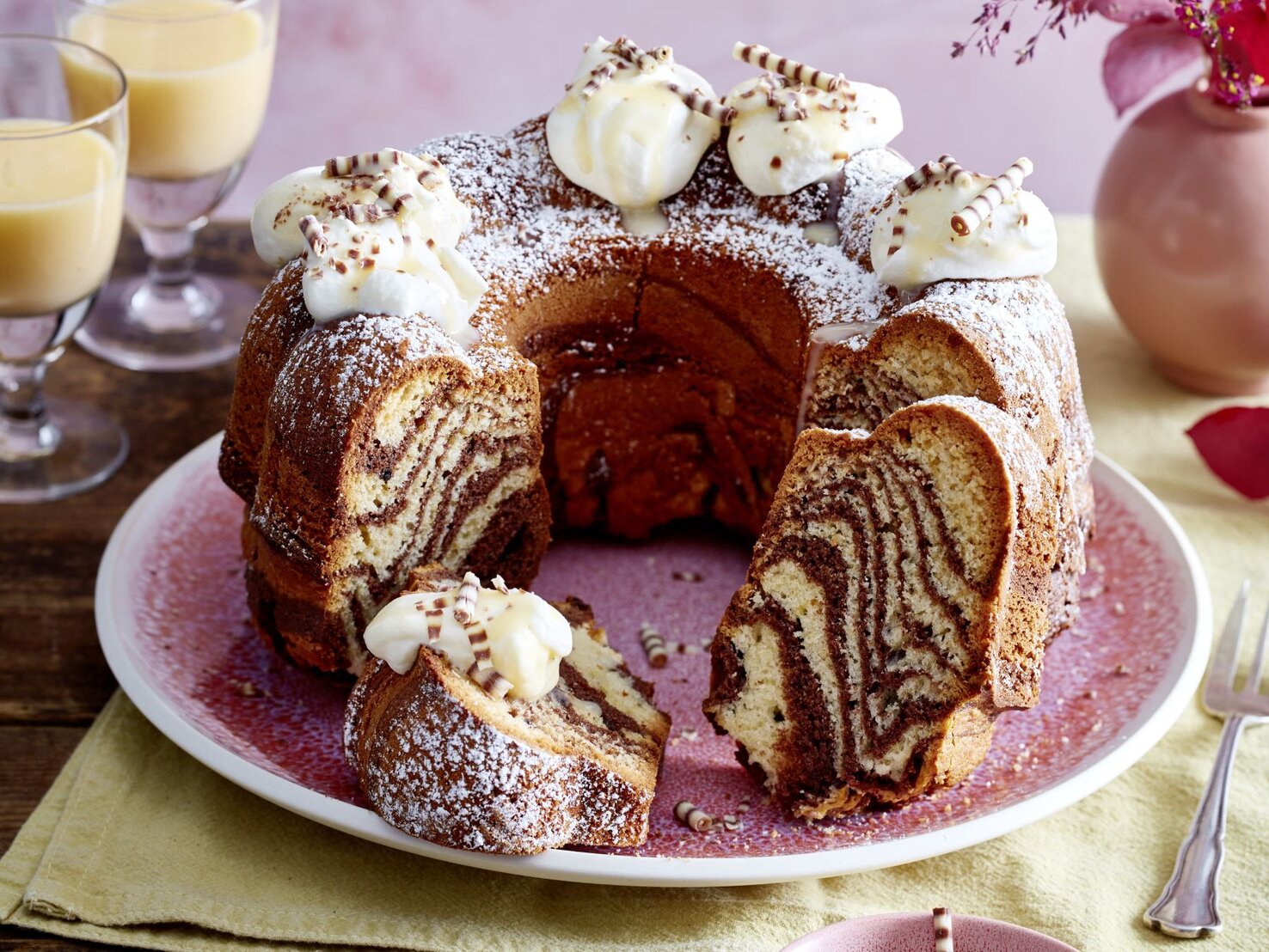 Zebra-Gugelhupf: Das perfekte Duo für Kuchengenuss